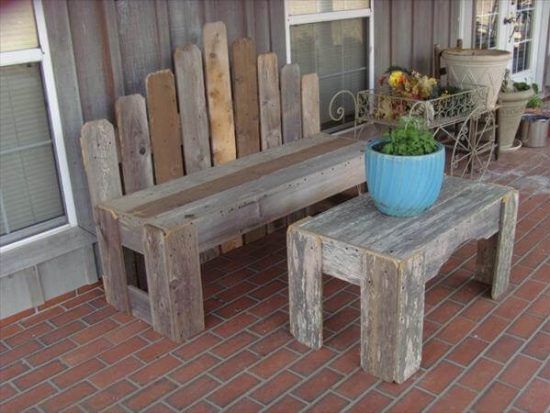 DIY Pallet Garden Bench