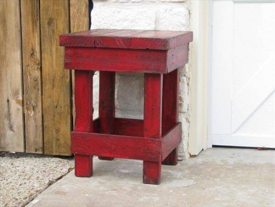 DIY Pallet Medium Red Side Table