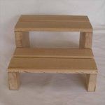 DIY Pallet Step Stool