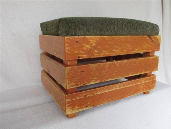DIY Upholstered Pallet Ottoman – Step Stool