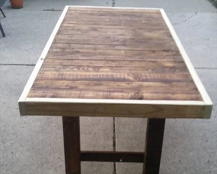 Reclaimed Pallet Dining Table