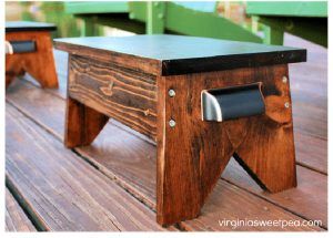 25 DIY Footrest Ideas - Free DIY Footstool Plans - Pallet Ideas